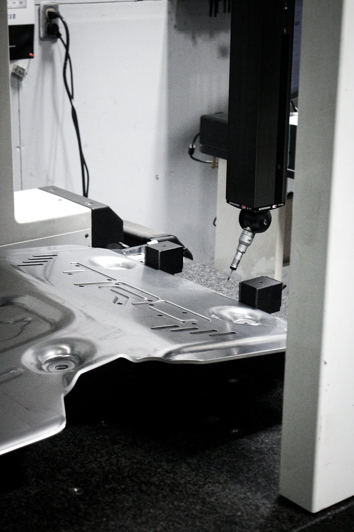 Heavy-Duty Motor Vehicle Metal Stamping | Part Fabrication | MAINWAY